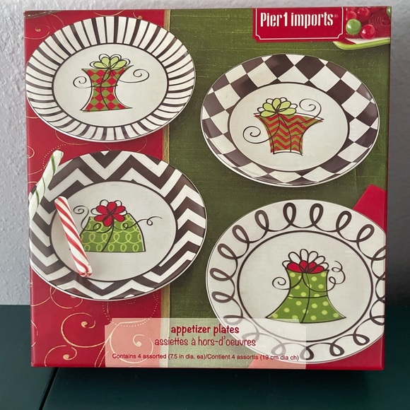 Pier 1 | Dining | Nib Pier Imports Holiday Appetizer Plates Set Of 4 ...